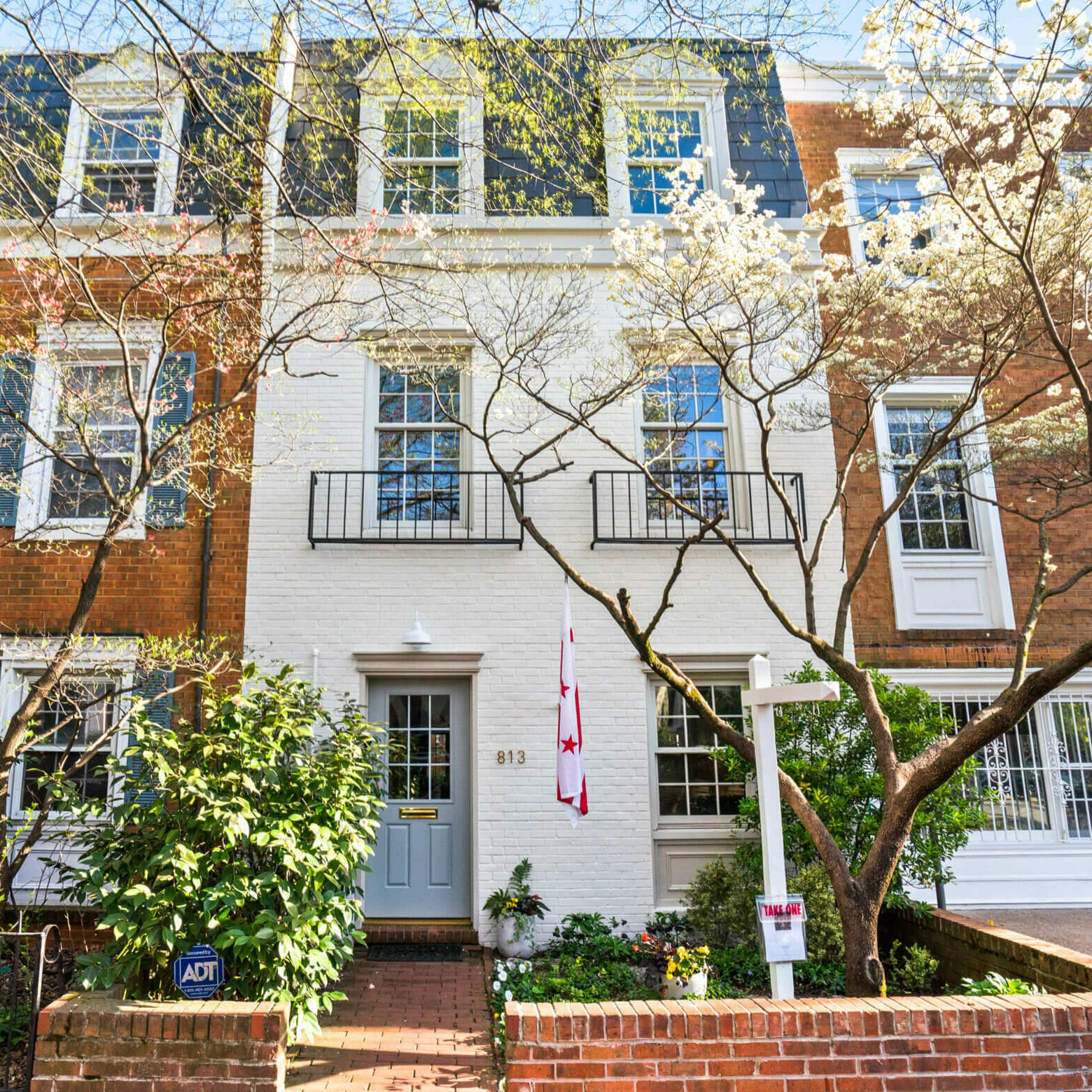 813 C St SE — Barley & Barley