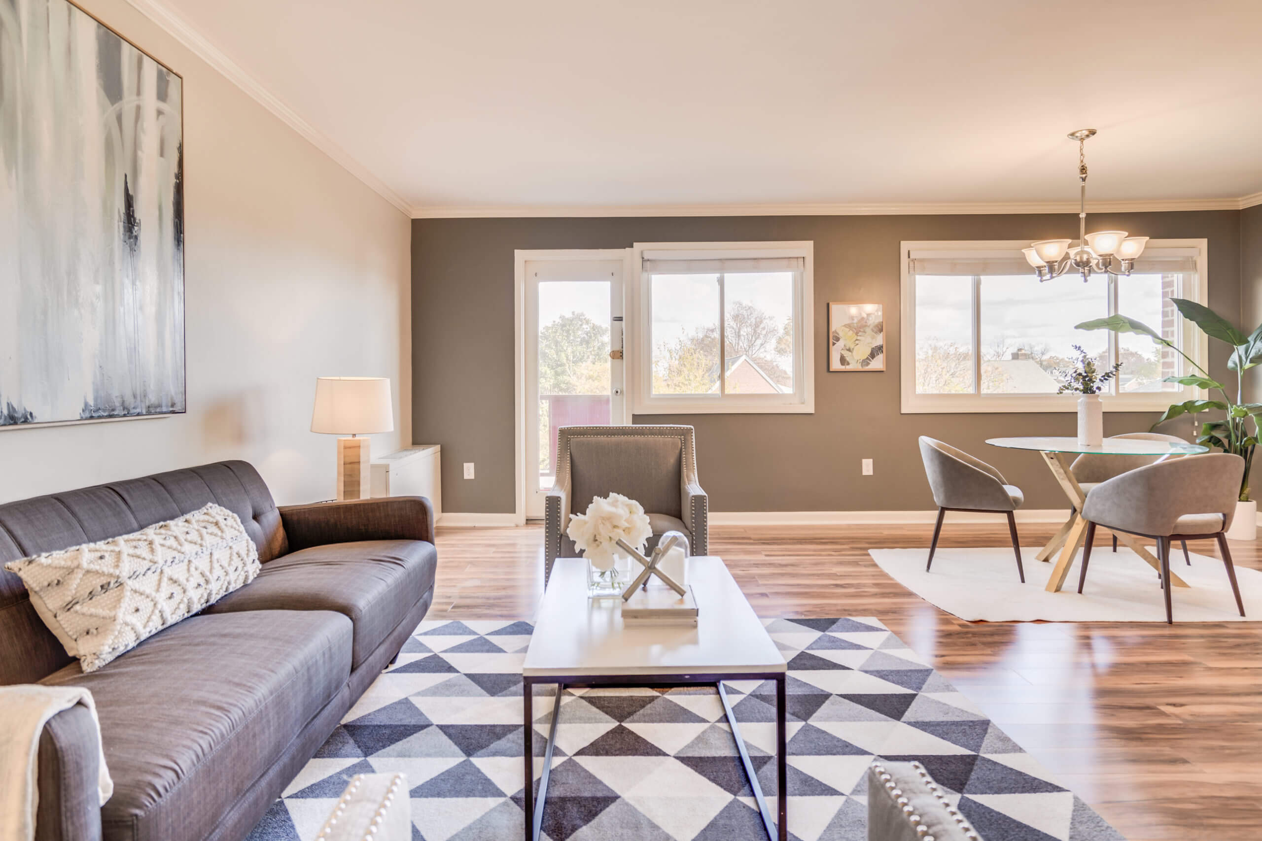 1830 Columbia Pike Unit 206 — Barley & Barley